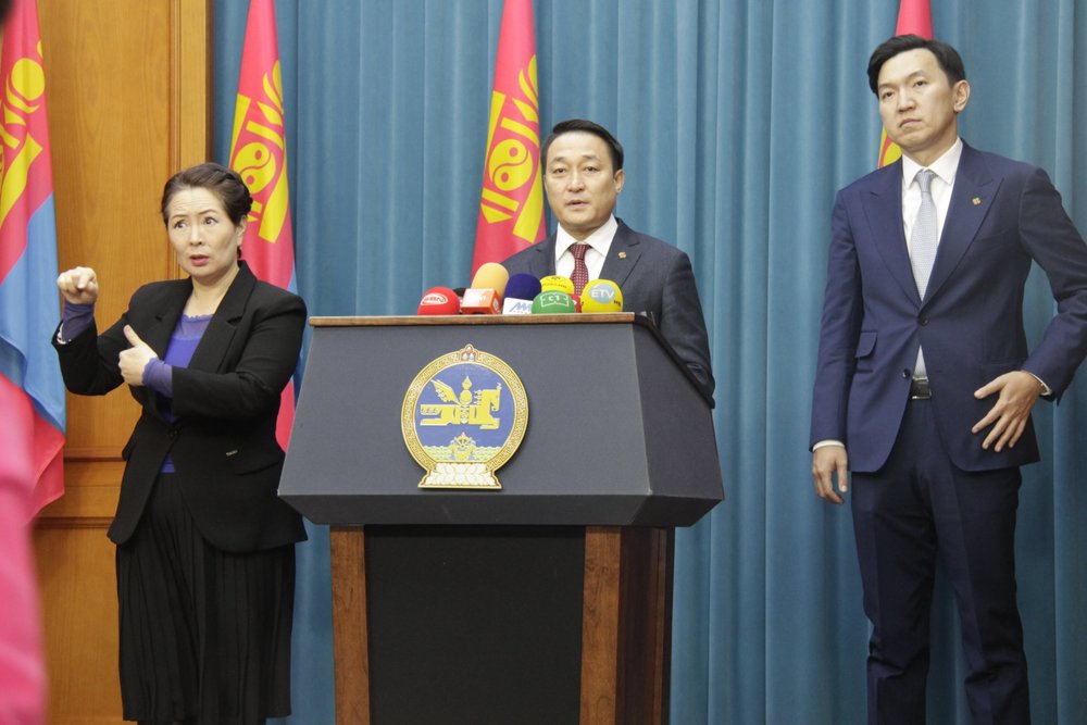 Д Амарбаясгалан Төрийн албаны цомхотголыг 2024 оноос үе шаттай хийнэ